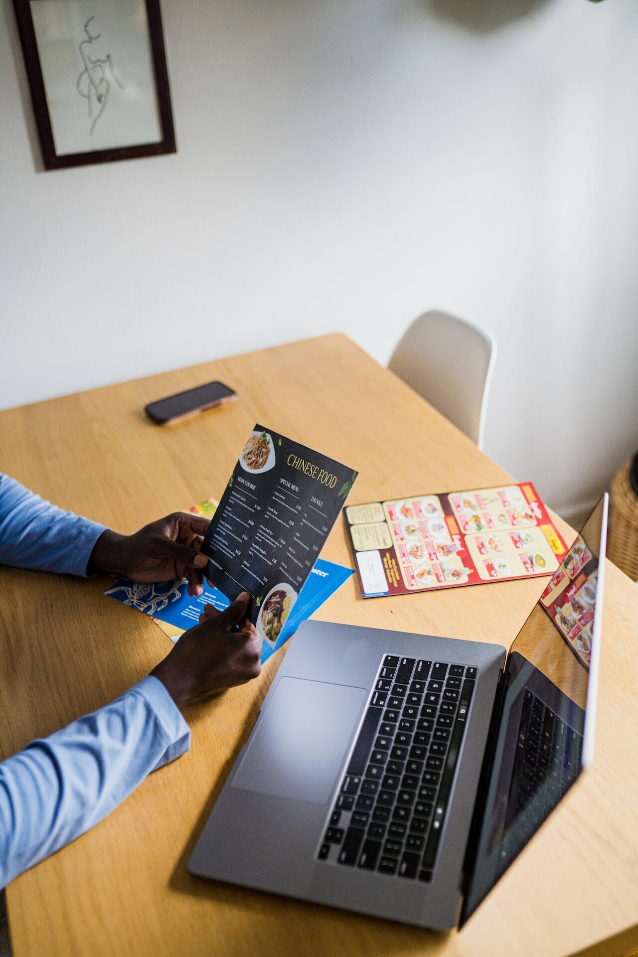 28 Cara Membuat Leaflet dengan Cepat di Aplikasi [Lengkap]